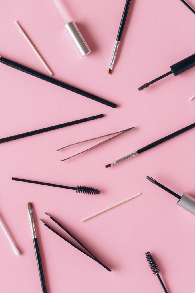 The Ultimate Beginner Makeup Artist Kit Guide You’ll Ever Need ...