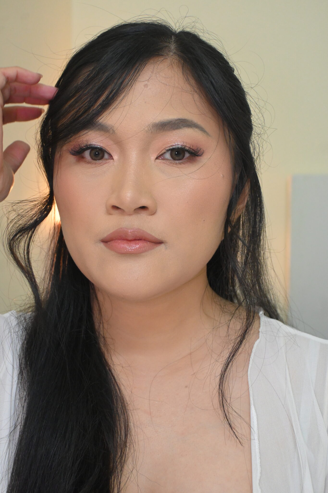 Fenty Beauty Eaze Drop Blurring Skin Tint Review - BEAUTEAPOLITAN